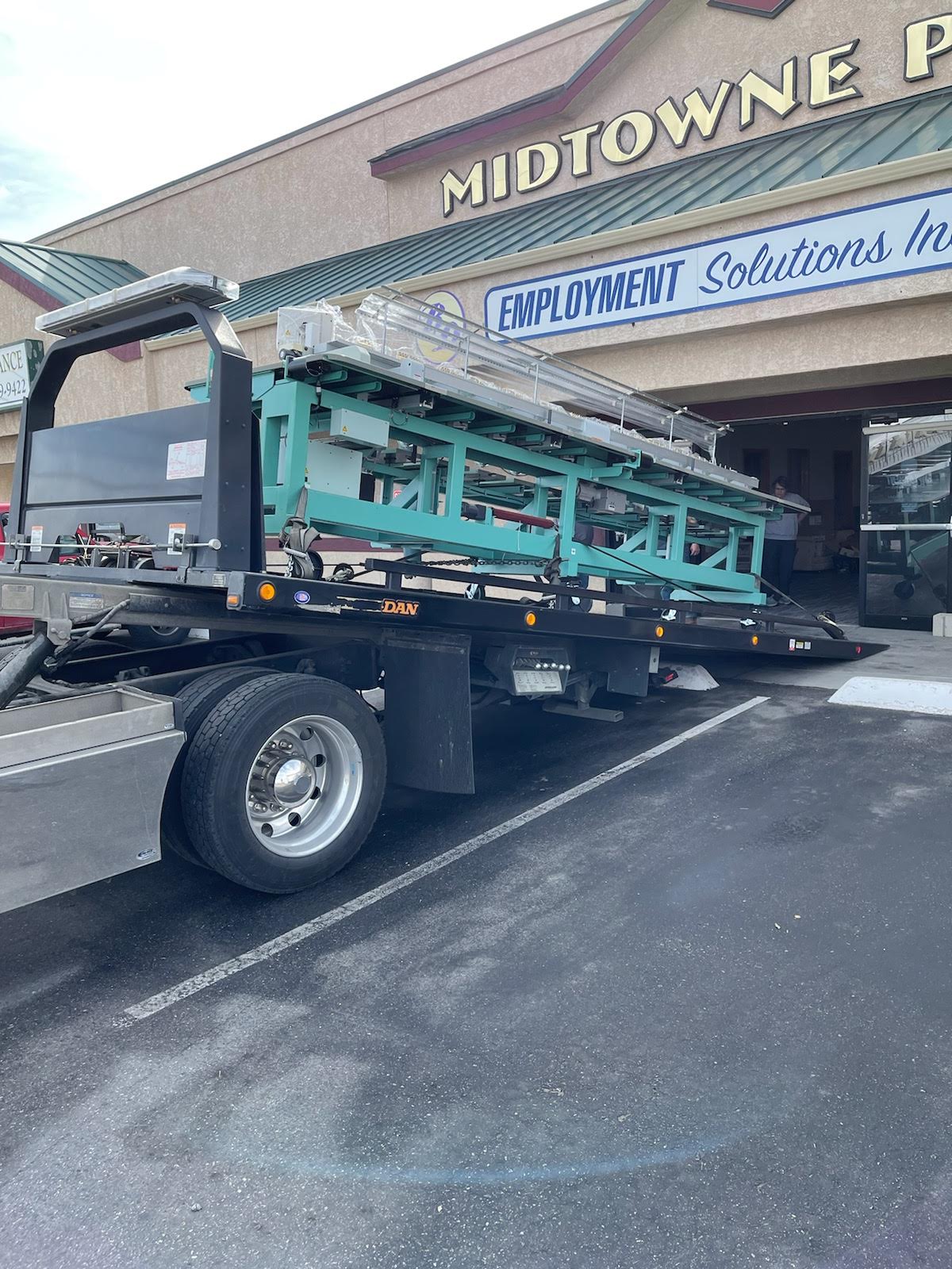 Home | Code Red Towing | Roadside Assistance | Tire Service